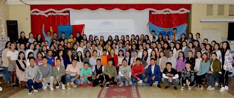 МУИС ийн Зүүн Бүсийн Сургуулийн оюутнууд Facebook