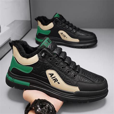 Купити Зимове розкішне взуття Чоловічі повсякденні кросівки Супертеплі плюшеві зимові черевики