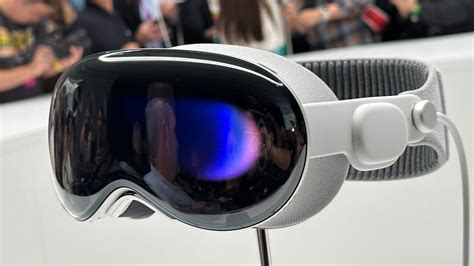 Apple Vision Pro Inovasi Mixed Reality Yang Mengubah Cara Kita Bekerja