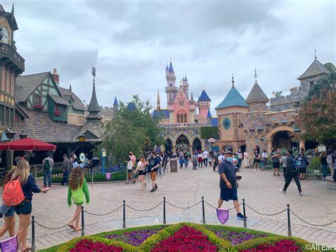 100 Things I Learned On My First Trip To Disneyland Allearsnet