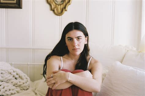 Avery Lynchs Sweetheart A Reflection On Love And Growth