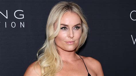 Lindsey Vonn Shows Off Toned Abs During Recent Gym Session