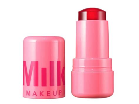 What Red Lipstick Does Taylor Swift Wear We Kiss Test Them