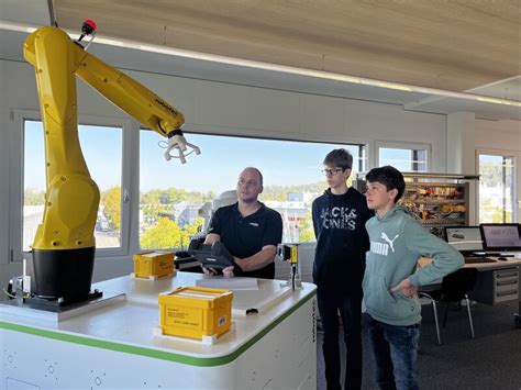 Robotics Automation Futuretechnology Robotec Intelligent Automation