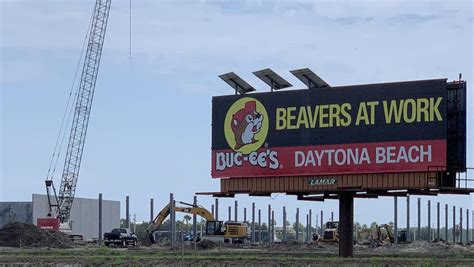 Got Porcelain Bucees Best Billboards And Signs Ranked