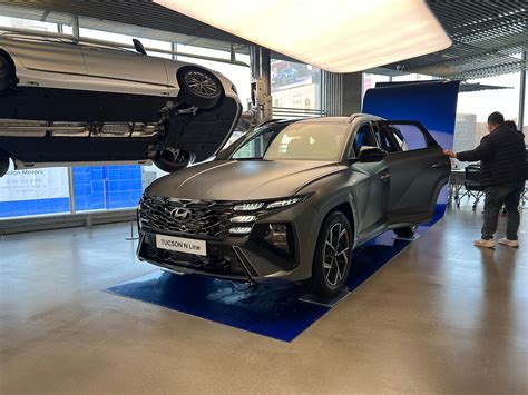 현대 투싼 페이스리프트 출시 실내 주목