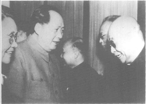 663 毛泽东主席接见施今墨 中医通史 医学
