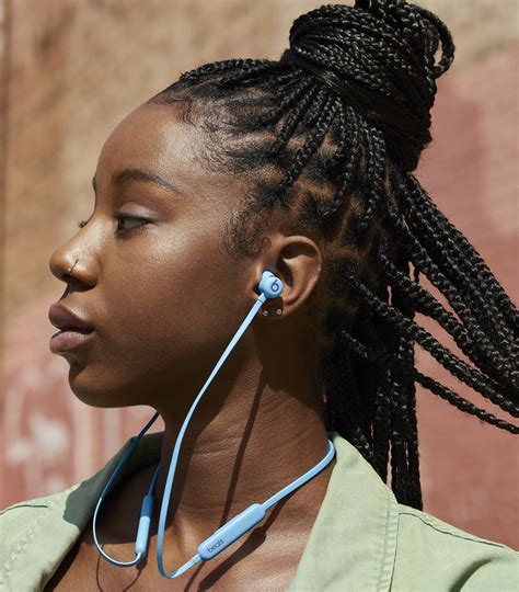 Beats Flex Wireless Earbuds Cost Only 49