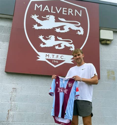 Breaking Sams The Man As Clark Signs Malvern Town Fc