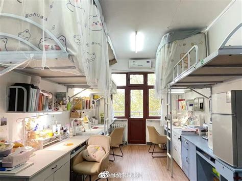 清华研究生宿舍长啥样？财经头条