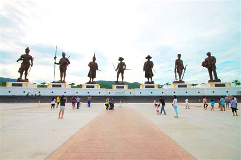 อุทยานราชภักดิ์ อุทยานที่สร้างขึ้นด้วยความจงรักภักดีต่อพระมหากษัตริย์