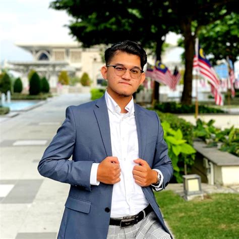 Hijri Hamid Partner Venture Executive Theta Edge Berhad Linkedin