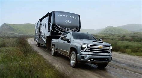 A Closer Look At The Chevy Silverado 2500s Advanced Trailering Tech
