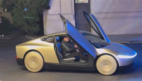 테슬라 로보택시와 사이버캡을 발표 가전 가젯 테크 기글하드웨어