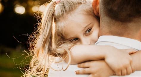 Ce Papa Se Venge Dune Fillette De Ans Pour D Fendre Sa Fille