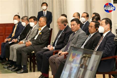 ឯកឧត្តម ឧបនាយករដ្ឋមន្ត្រី ប្រាក់ សុខុន អញ្ជើញធ្វើសន្និសីទសារព័ត៌មាន