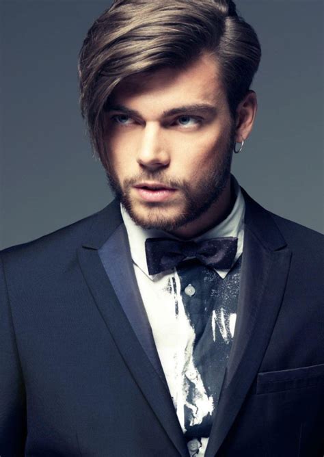 Чоловіча зачіска з проділом на бік