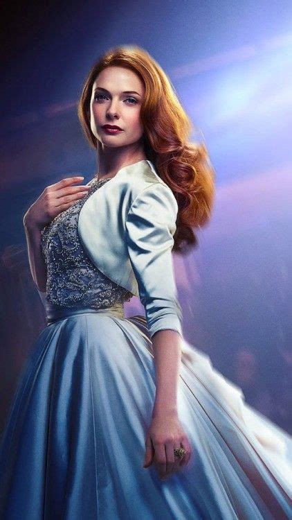 Sneak Peek Rebecca Ferguson “calvin Klein”