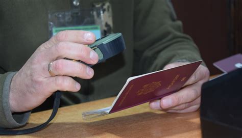 Щоб виїхати за кордон ухилянт «придбав віртуальних дітей з Німеччини — ДПСУ Арміяinform