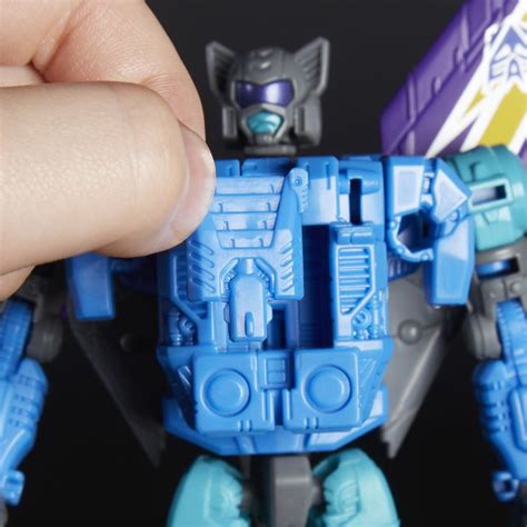 Transformers Generations Power Of The Primes Deluxe Class Blackwing Transformers Action