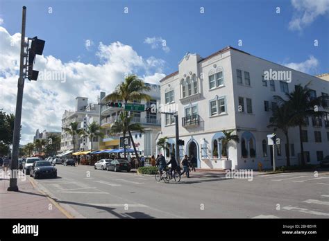 Ocean Drive South Beach In Miamis Miami Beach Has The Worlds Largest Collection Of Art Deco
