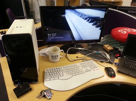 Using At Keyboard On Modern Pc Using At Ps2 Usb Connector Algorithms Blockchain And Cloud