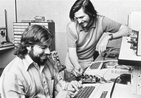 استیو وزنیاک مجله خبری انارمگ کمپانی اپل استیو جابز اناردونی