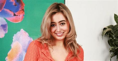 2025 Chloe Surreal Wiki Bio Age Height Weight