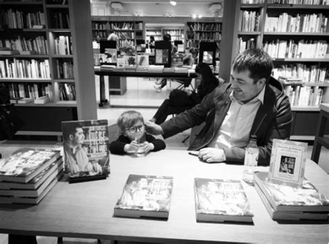 Photo Jean Frabçois Piège Et Son Fils Antoine Le 21 Mai 2017 Au Bon Marché à Paris Purepeople