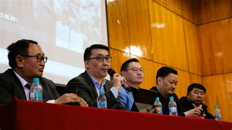 Ховд аймгийн үйлдвэрлэгчдэд Хүнсний хувьсгал ын хүрээнд хэрэгжиж буй ажлын талаар мэдээлэл өглөө