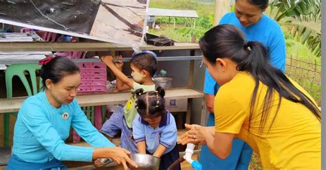 Myanmarnationalpost မိုင်းယုမြို့၌ ရင်သွေးရတနာမူကြိုကလေးငယ်များအား ဟာရဒါနတိုက်ကျွေးခြင်းနှင့