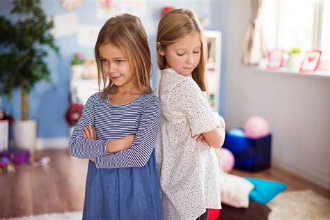 How To Manage Sibling Rivalry All You Need To Know About It