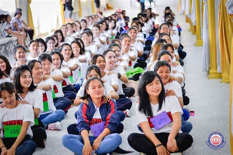 ฝ่ายแนะแนวรับสมัครนักศึกษา คณะพยาบาลศาสตร์ ม เฉลิมกาญจนา