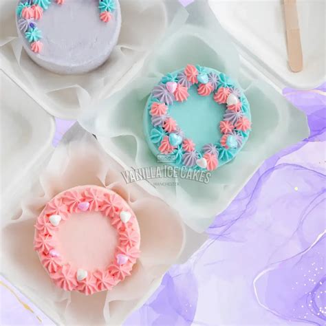 Vanilla Ice Cakes Bento Cake Decorating Class