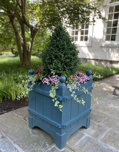 Evergreen In Front Porch Planters How To Make Winter Porch Pots