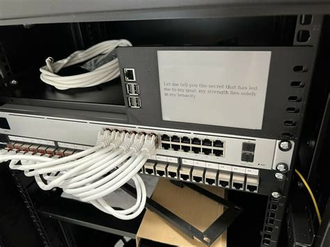 Free 3d File 583 Inch Waveshare E Ink And Raspberry Pi 3b Mount For 19 Server Rack 🔧・3d