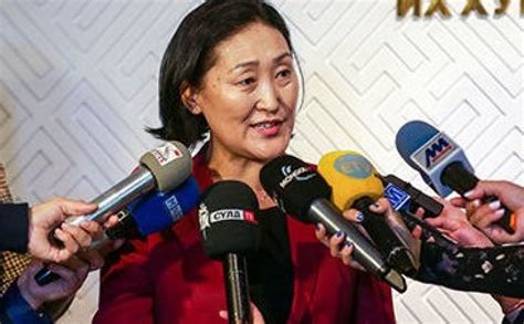 Сайд асан Ц Цогзолмаа өөрийгөө У Хүрэлсүхтэй ааш зан төстэй гэв