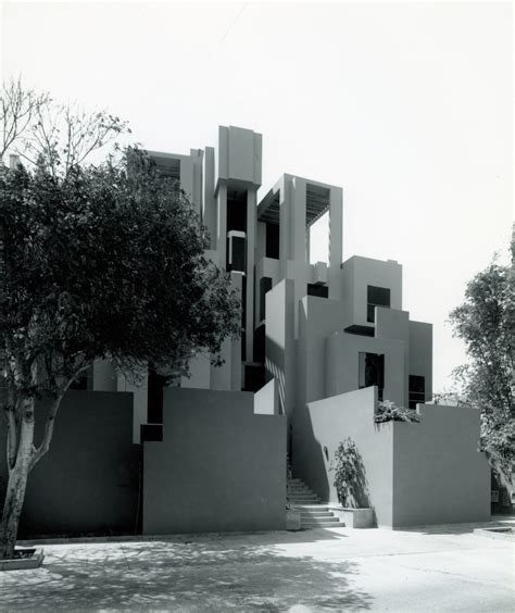 Ajax Building ShootPeru