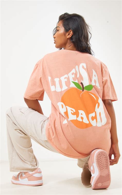 Coral Washed Lifes A Peach Printed T Shirt Prettylittlething Ksa