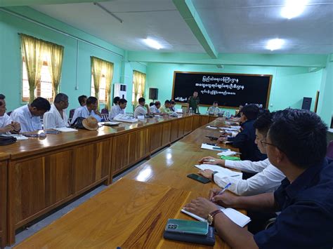 ဒေါပုံမြို့နယ်တွင် မြို့နယ်အဆင့်ဌာနဆိုင်ရာတာ၀န်ရှိသူများနှင့် ရပ်ကွက