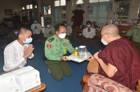 တပ်မတော် ကြည်း၊ ရေ၊ လေ မိသားစုများနှင့် စေတနာရှင်ပြည်သူများက ဆွမ်းဆန်တော်၊ ဆီ၊ ဆား၊ ပဲ ၊ ဆေး၊ ဆ