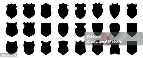 쉴드 아이콘 벡터 세트입니다 보호 및 보안 기호 그림 엠블럼과 라벨 프레임에 대한 모양이 다른 모듬 방패 플랫 스타일 디자인 템플릿 개념에 대한 스톡 벡터 아트 및 기타