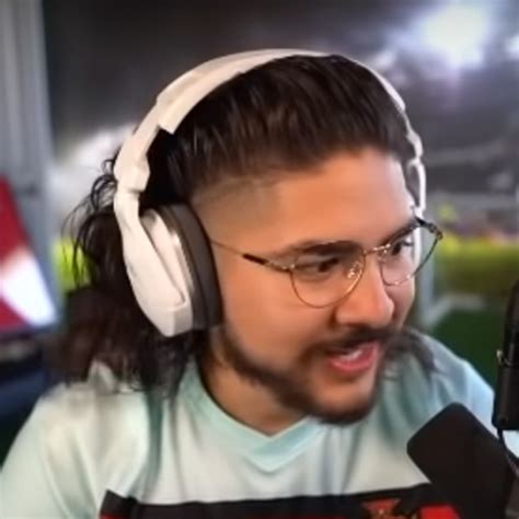 Castro 1021 Net Worth Age Twitch Earnings 2025 Streamerfacts