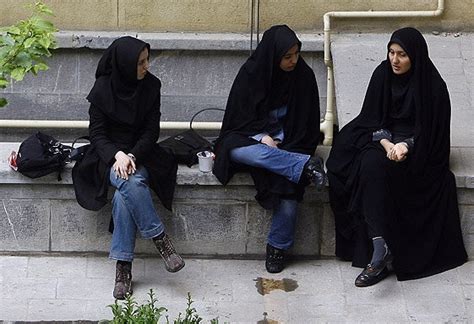 رئیس دانشگاه الزهرا تقاضای دانشگاه‌های تک جنسیتی در کشور‌های اروپایی و