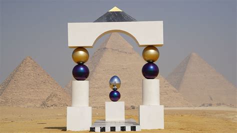 تطل على أهرامات الجيزةأشهر معالم مصر تستضيف أعمالاً فنية مذهلة Cnn