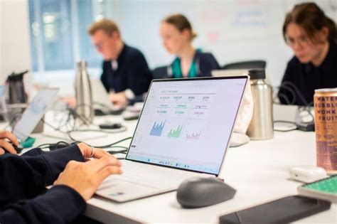 Dataanalytics Datacareers The Data School Uk