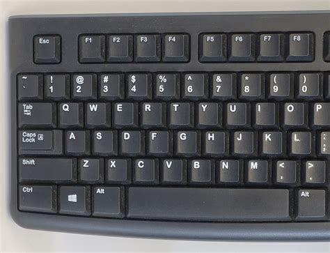 Logitech Wired Keyboard Avenue Shop Swap And Sell