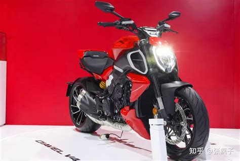 V4动力、四种模式、满级电控，杜卡迪全新大魔鬼diavel V4亮相摩博会！ 知乎