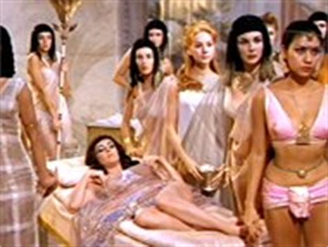 Nackte Elizabeth Taylor In Cleopatra