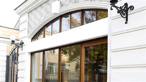 Transom Windows Complete Guide Types Cost Installation And Options